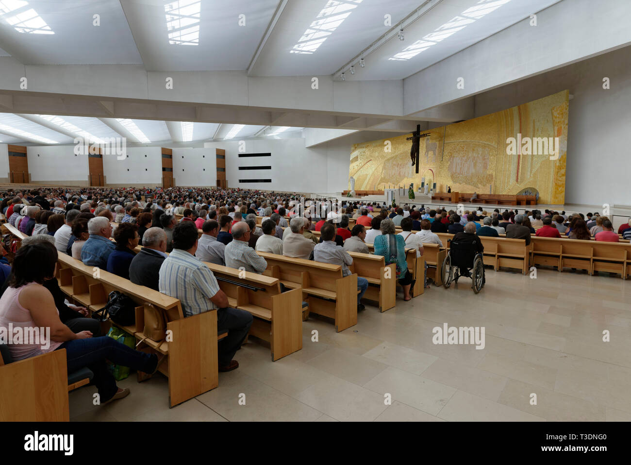 Basilica of the Holy Trinity in the Sanctuary of Our Lady of Fatima ...