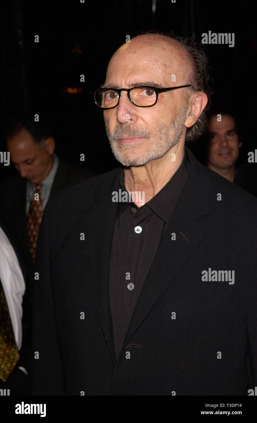 LOS ANGELES, CA. October 30, 2001: Director HAROLD BECKER at the world ...