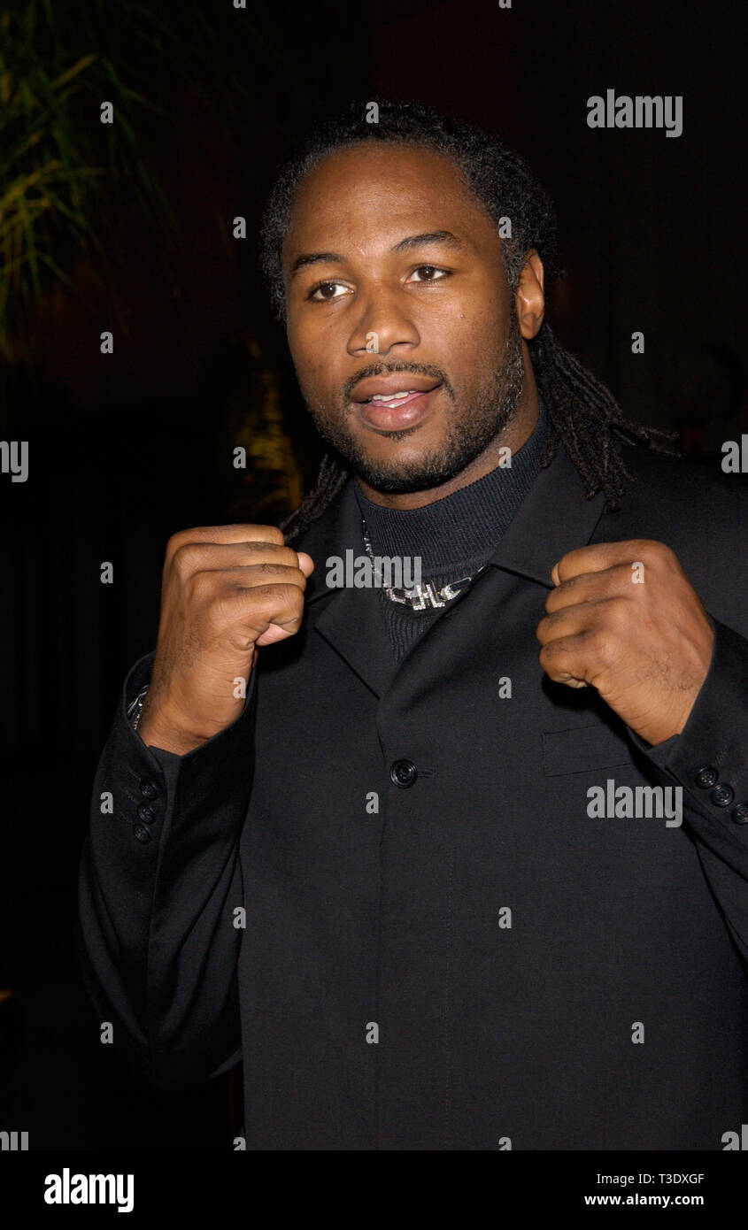 LOS ANGELES, CA. December 12, 2001: Boxer LENNOX LEWIS at the Los ...