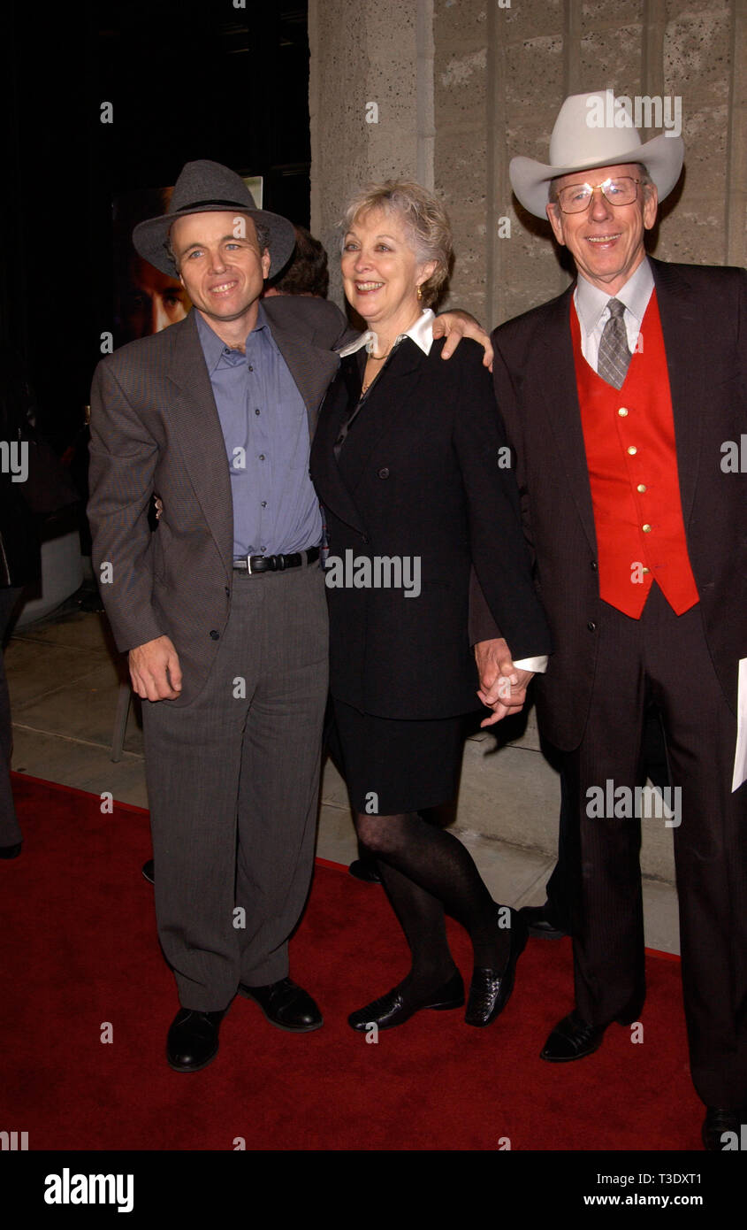 Clint howard hi-res stock photography and images - Alamy