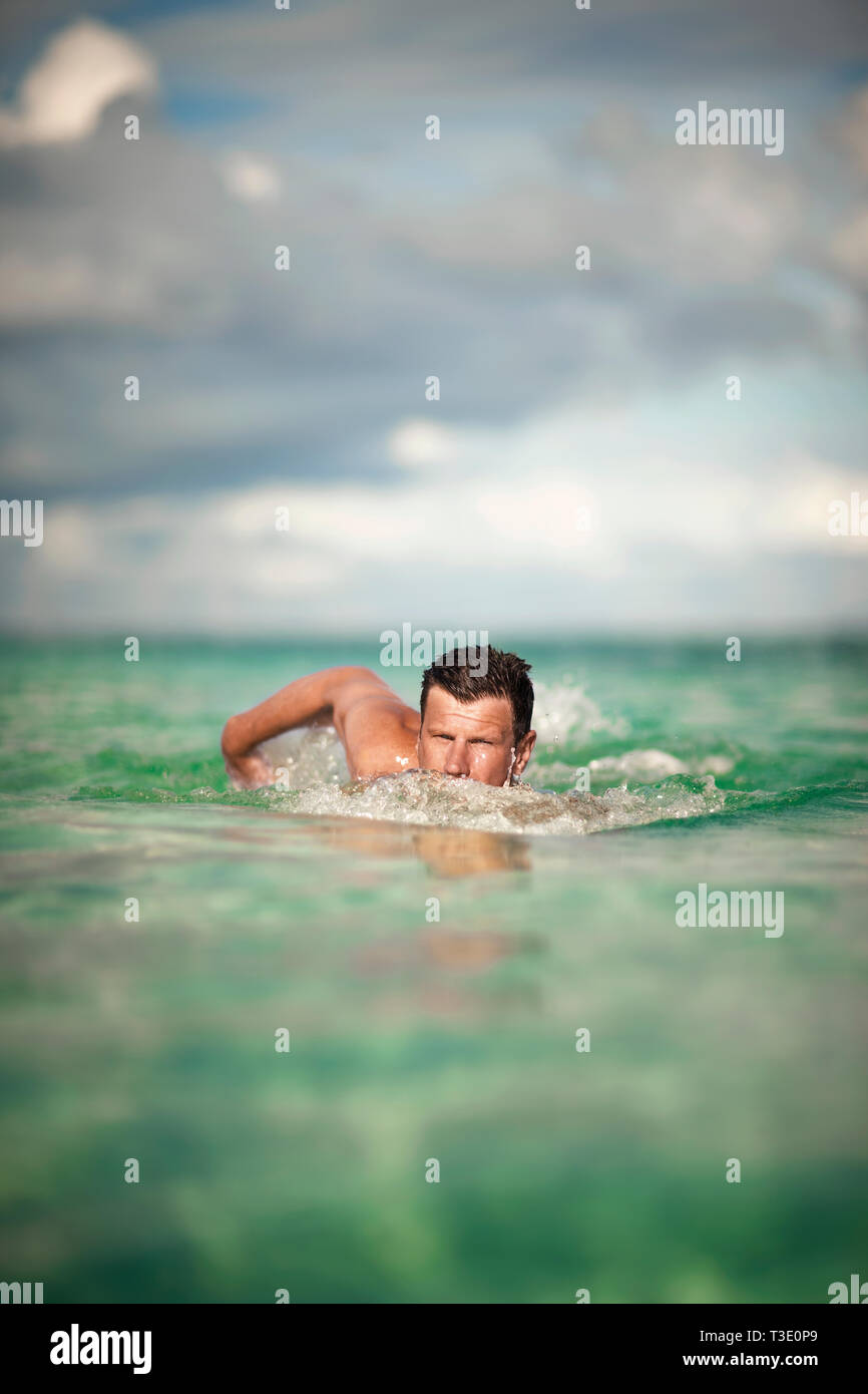 Man front crawl sea hi-res stock photography and images - Alamy