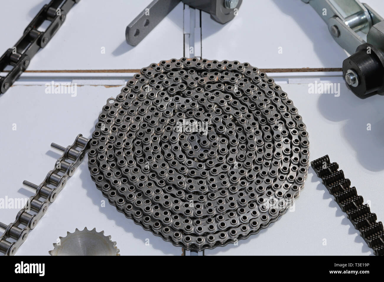 Roller chain parts hi-res stock photography and images - Alamy