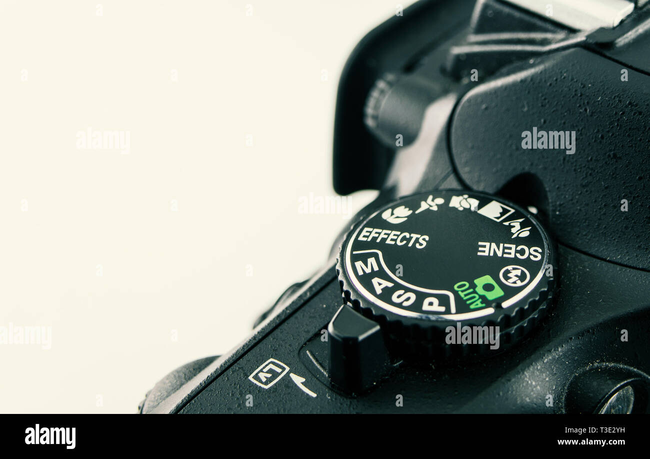Camera shutter speed dial hi-res stock photography and images - Alamy
