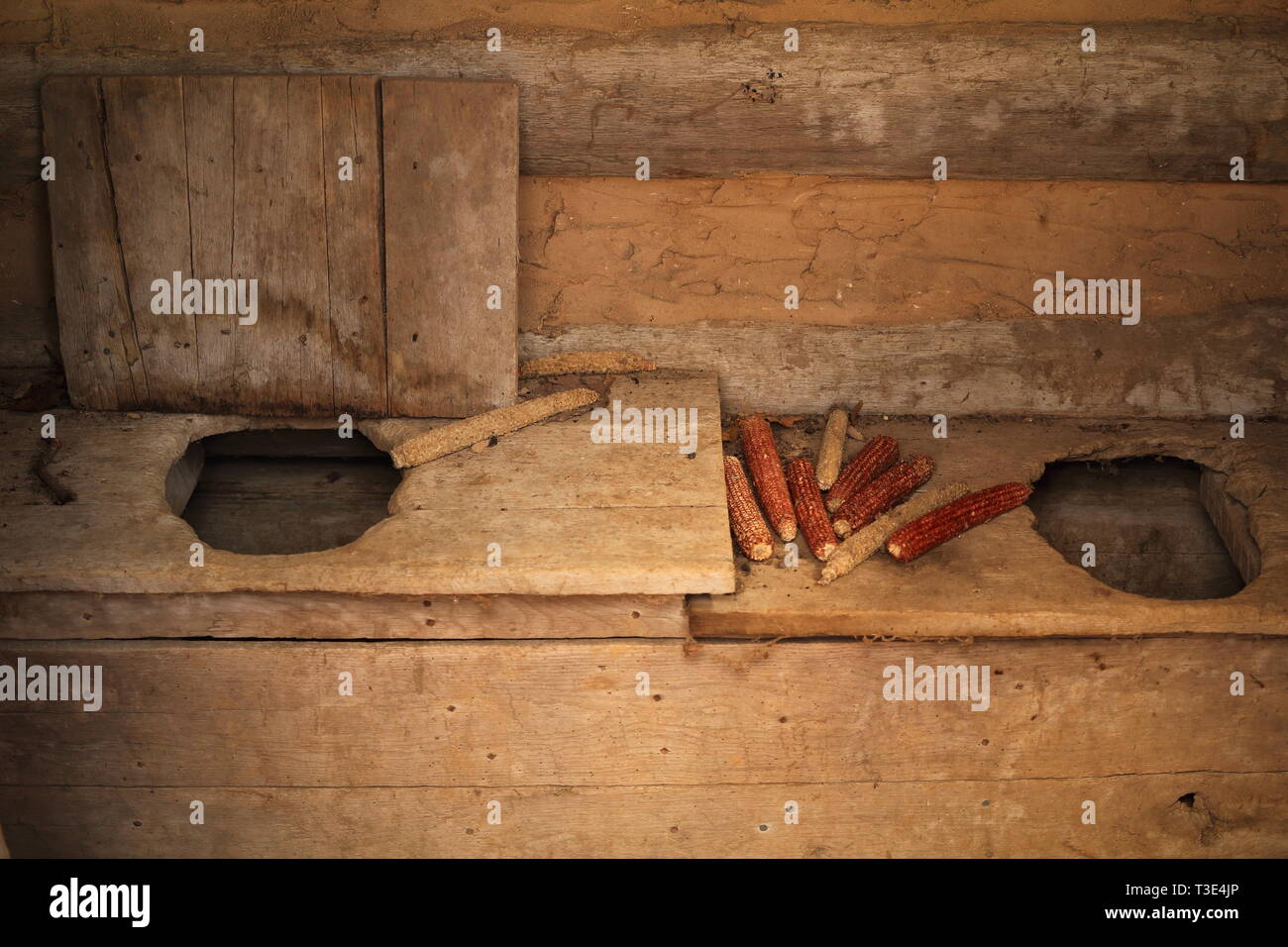 Old wooden outhouse hi-res stock photography and images - Alamy