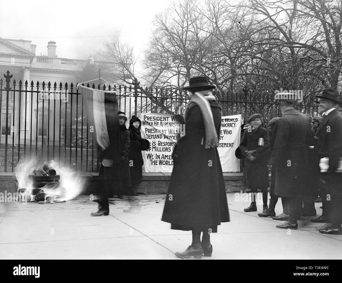 Woman Suffrage Movement - Bonfire on the sidewalk in front of the White ...