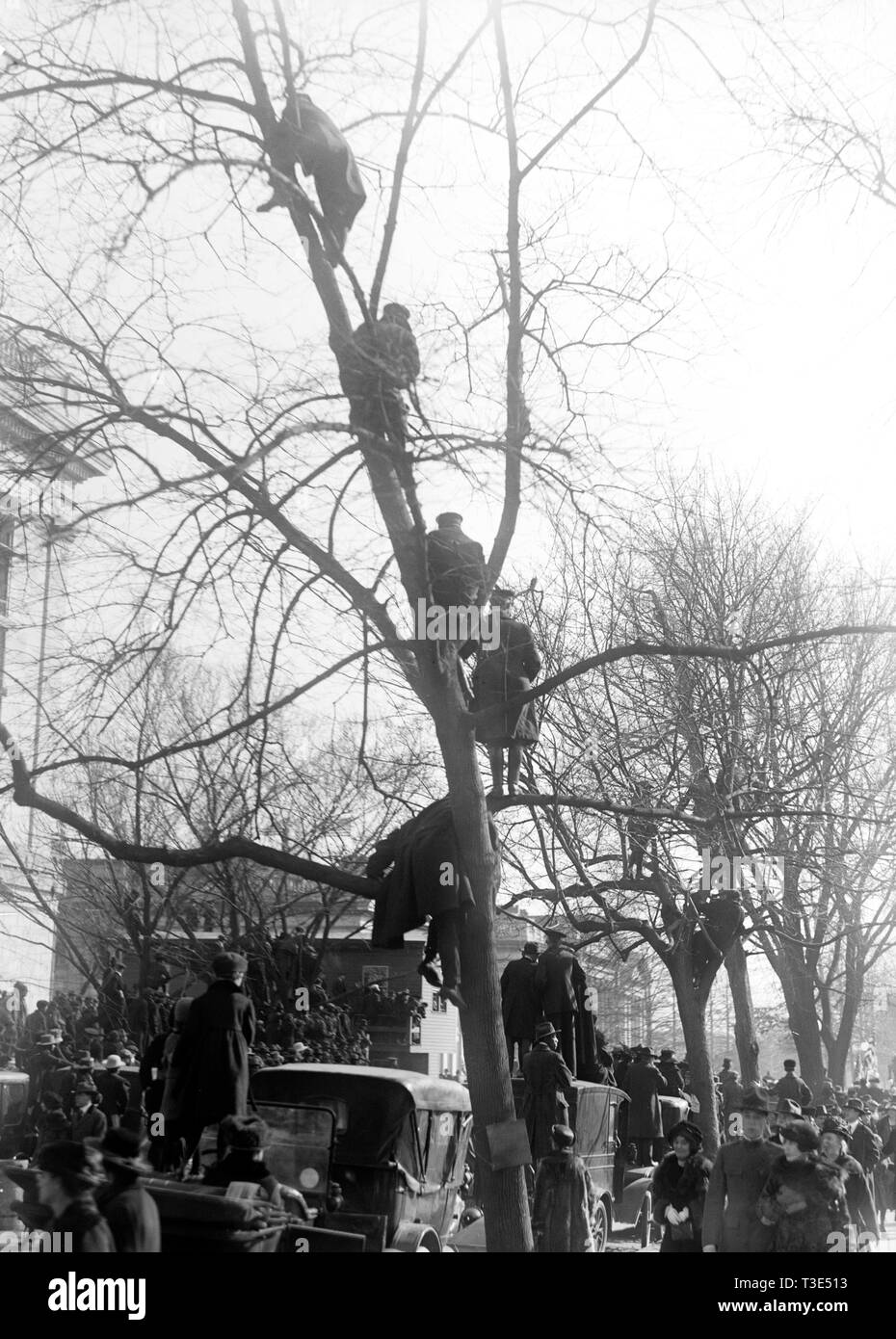 Desperate home Black and White Stock Photos & Images - Alamy