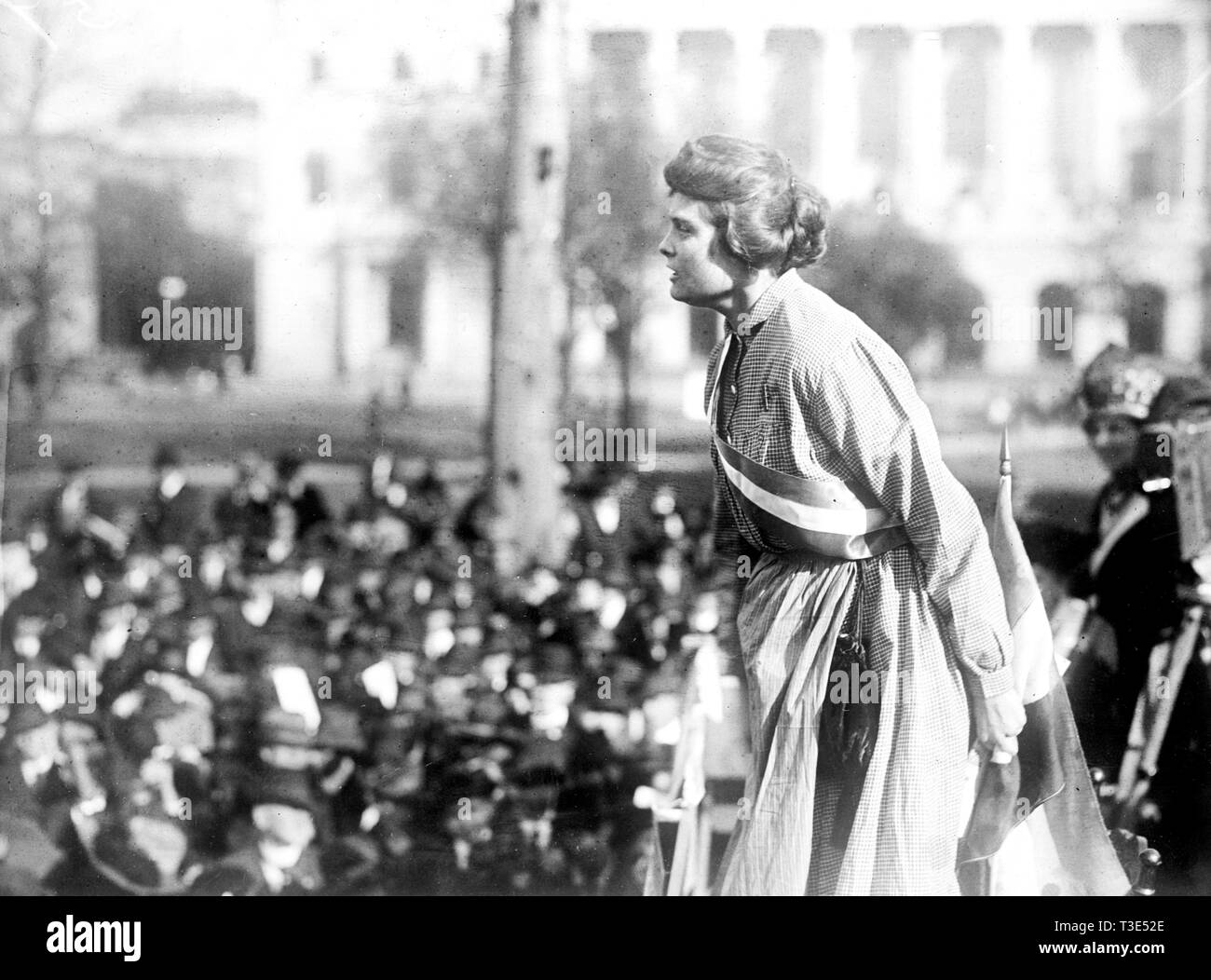 Woman Suffrage Movement - Woman suffragette Lucy Branham speaking ca ...