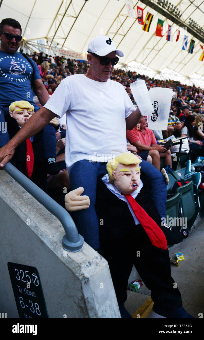 Rugby fans costume hi-res stock photography and images - Alamy