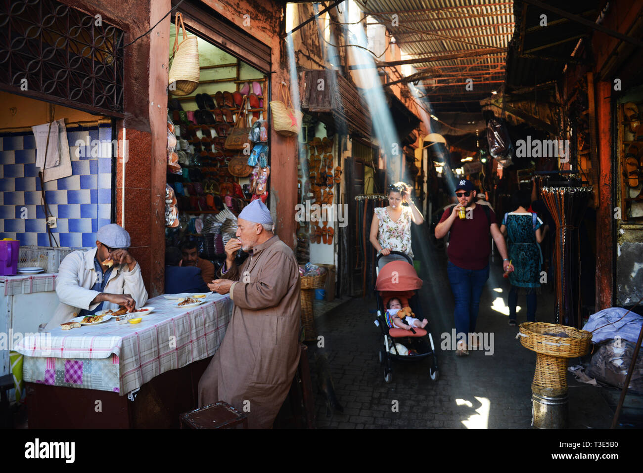 The vibrant souk in the medina of Marrakesh Stock Photo - Alamy