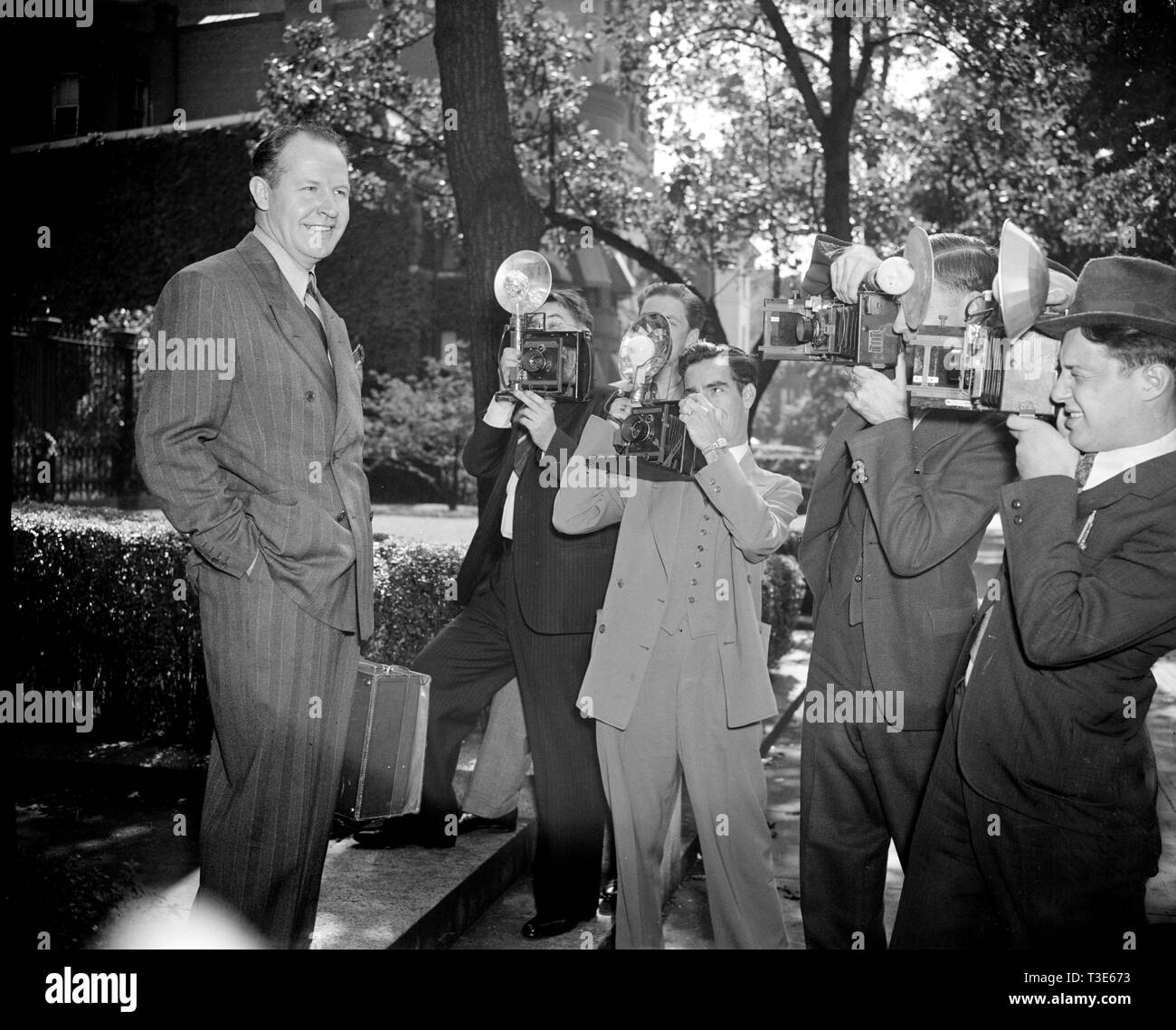 News photographers taking picture of Jimmy Mattern, noted flyer ...