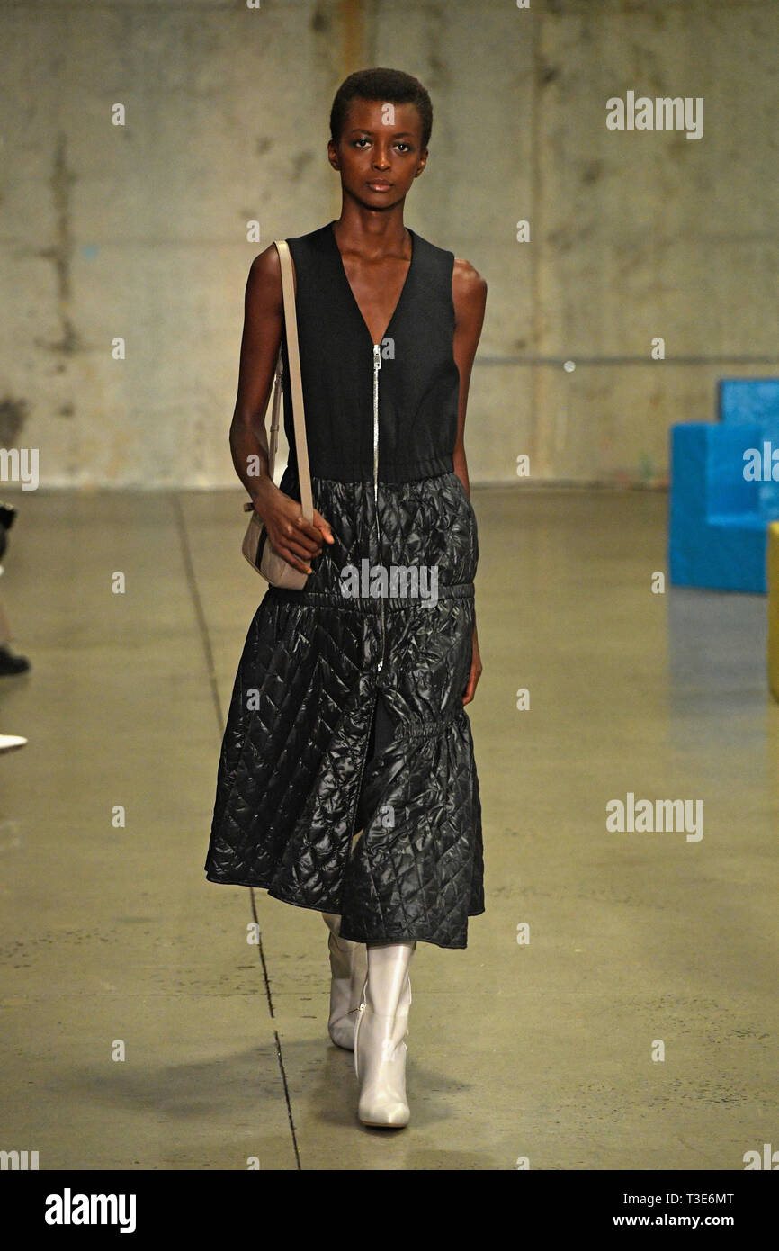 NEW YORK, NY - FEBRUARY 10: A model walks the runway at the Tibi ...
