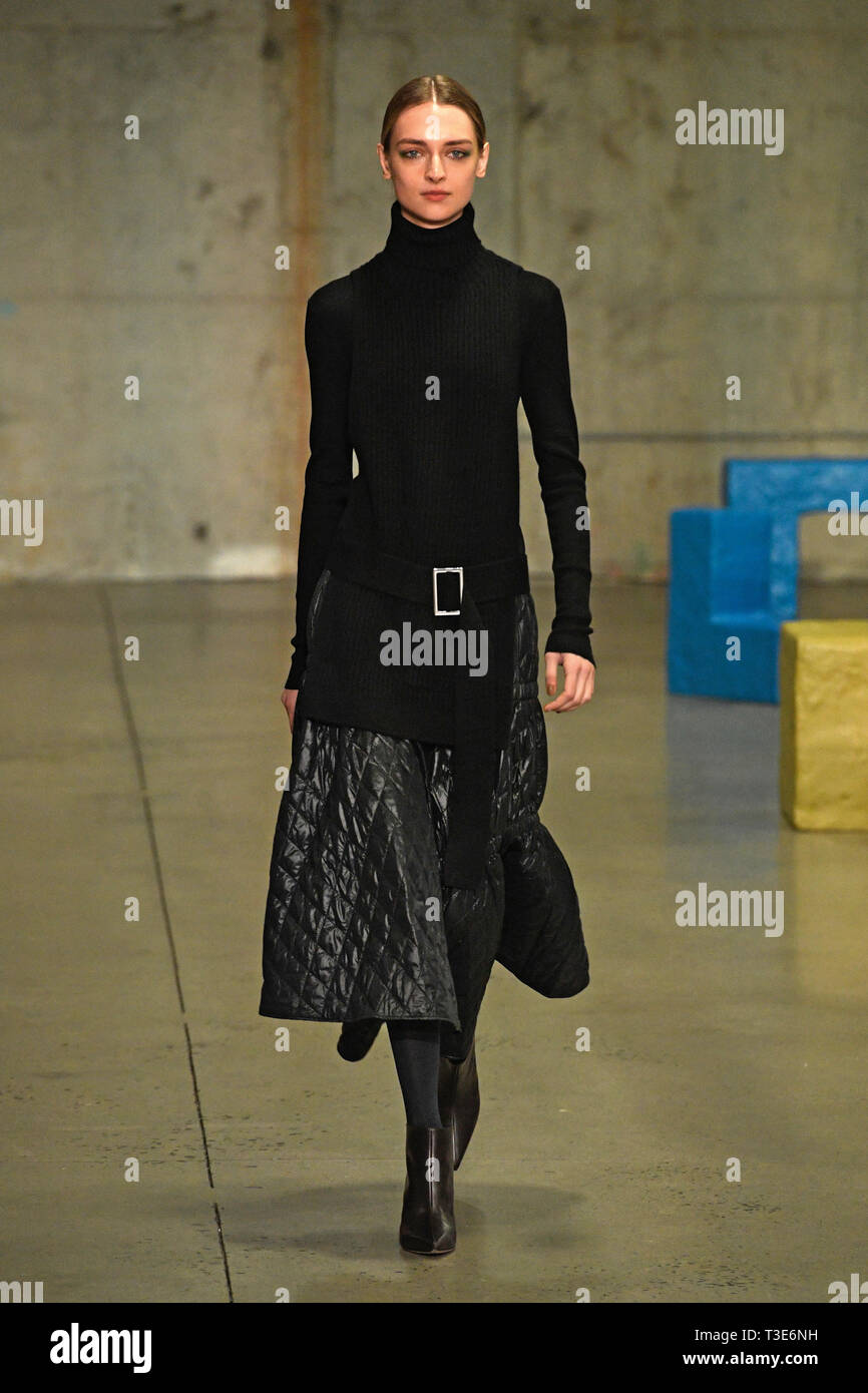 NEW YORK, NY - FEBRUARY 10: A model walks the runway at the Tibi ...
