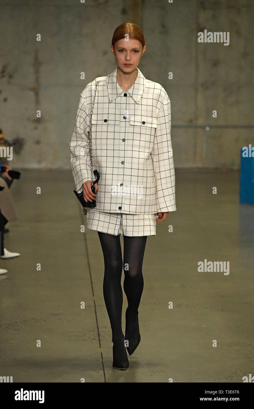 Fashoin week hi-res stock photography and images - Alamy