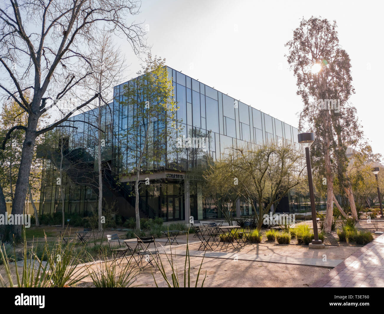 Los Angeles, MAY 24: Exterior view of a beautiful building in Caltech ...