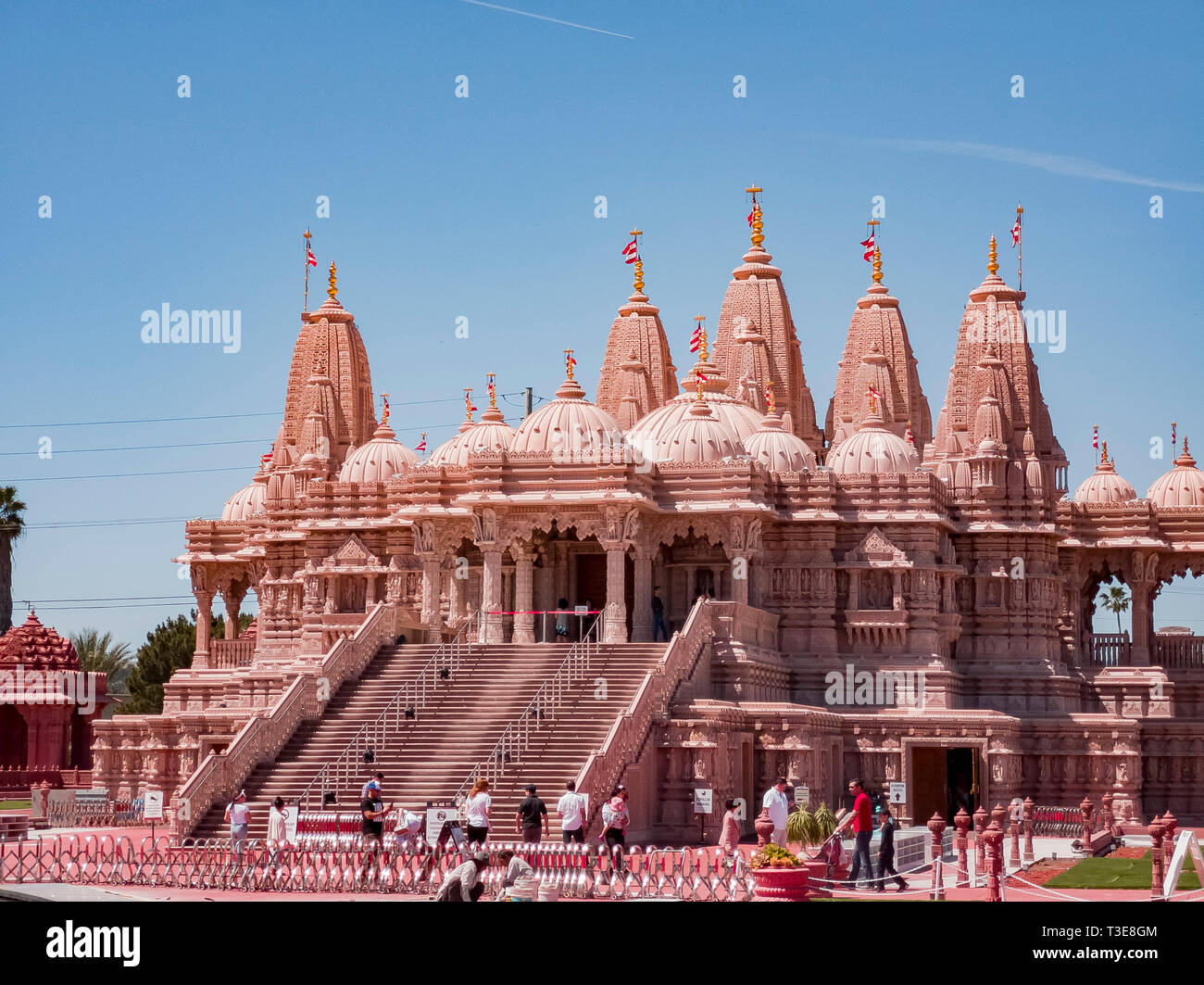 Baps shri swaminarayan mandir hi-res stock photography and images - Alamy