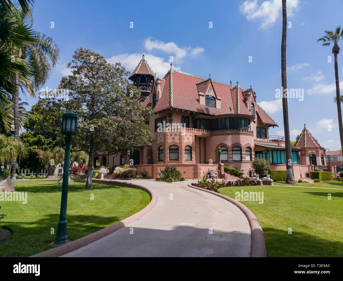 Doheny mansion hi-res stock photography and images - Alamy