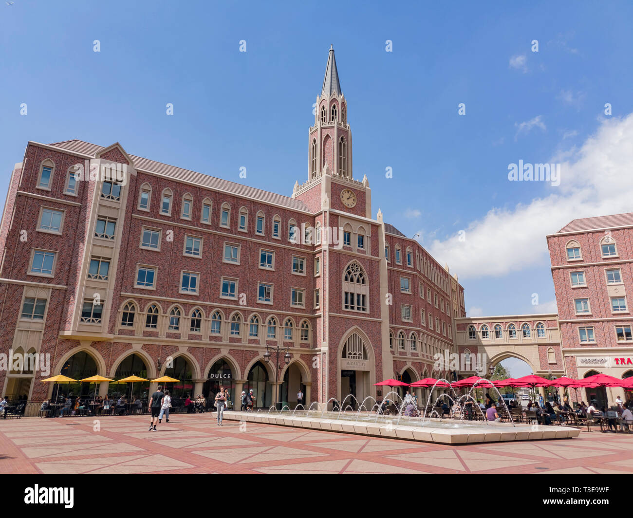 Los Angeles, APR 2: Exterior view of McCarthy Honors College of USC ...