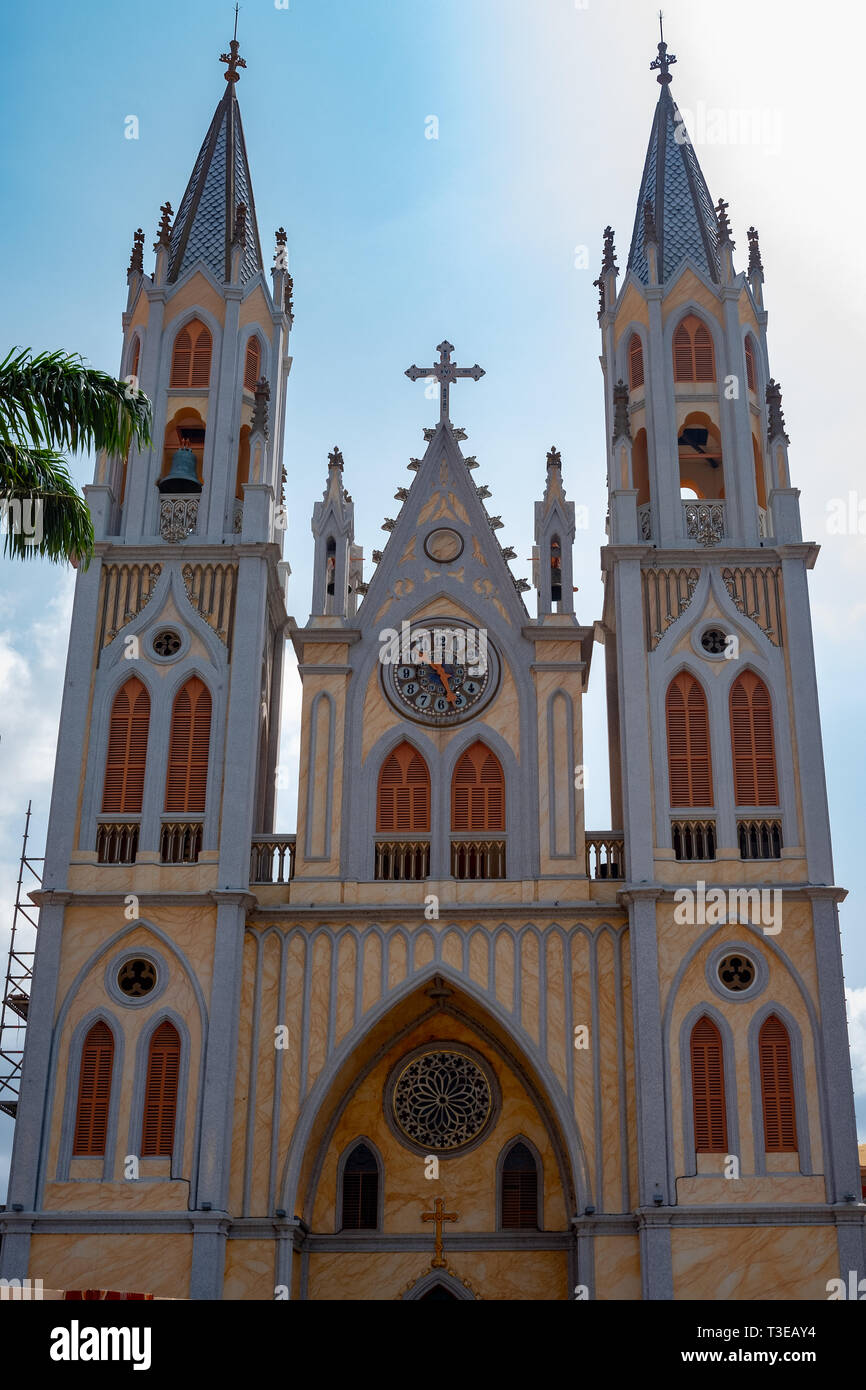 Cathedral of Saint-Isabel of Malabo Stock Photo - Alamy