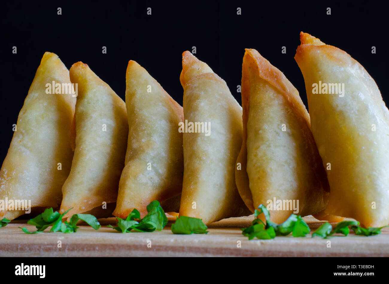 Samoosas, also sometimes referred to as a somosa, are an ever popular ...