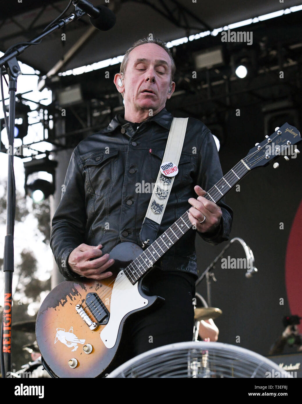 Brett gurewitz of bad religion hi-res stock photography and images - Alamy