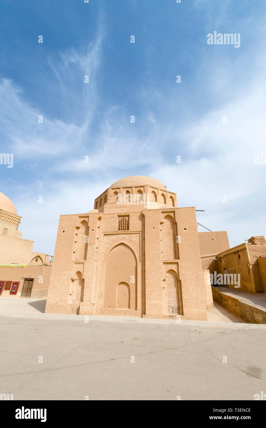 The twelve imams hi-res stock photography and images - Alamy