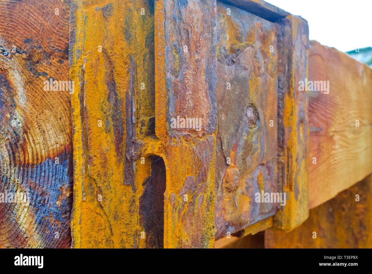 Rusty steel & timber Stock Photo - Alamy