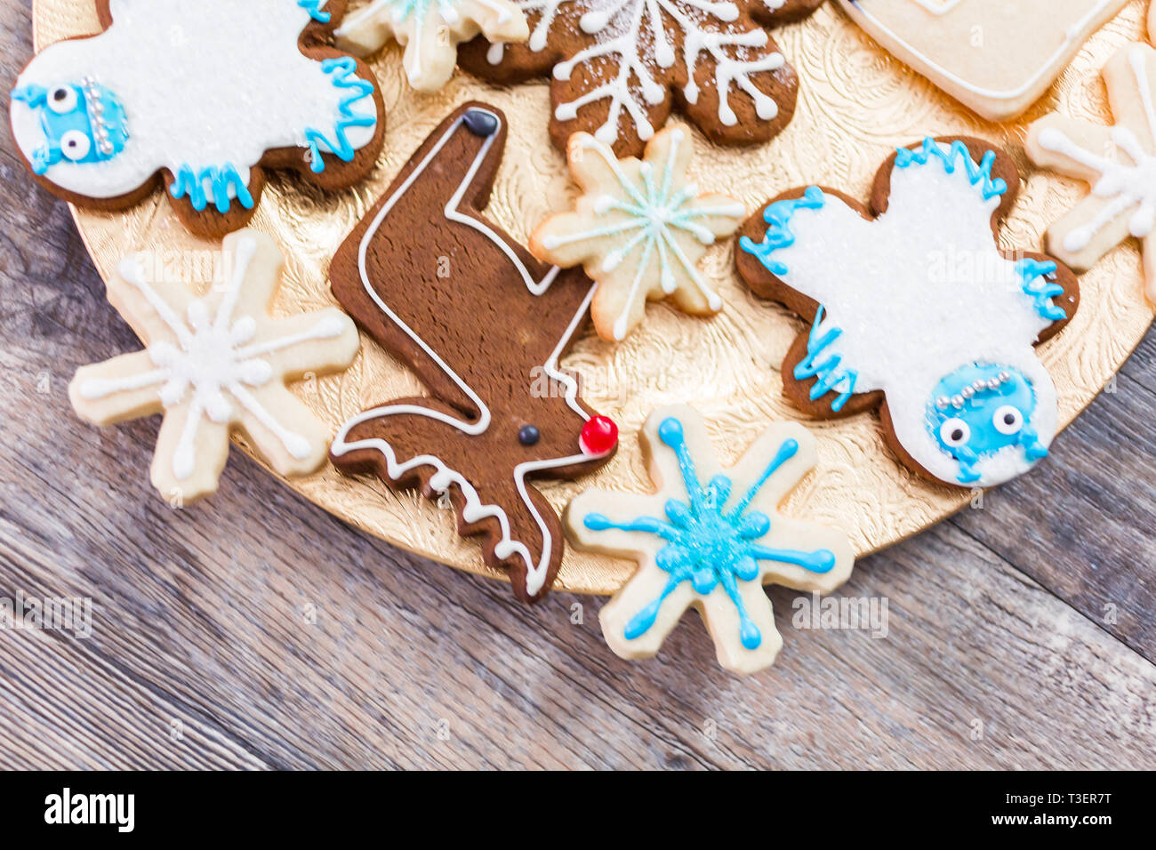 Christmas cookies decorated with royal icing Stock Photo - Alamy