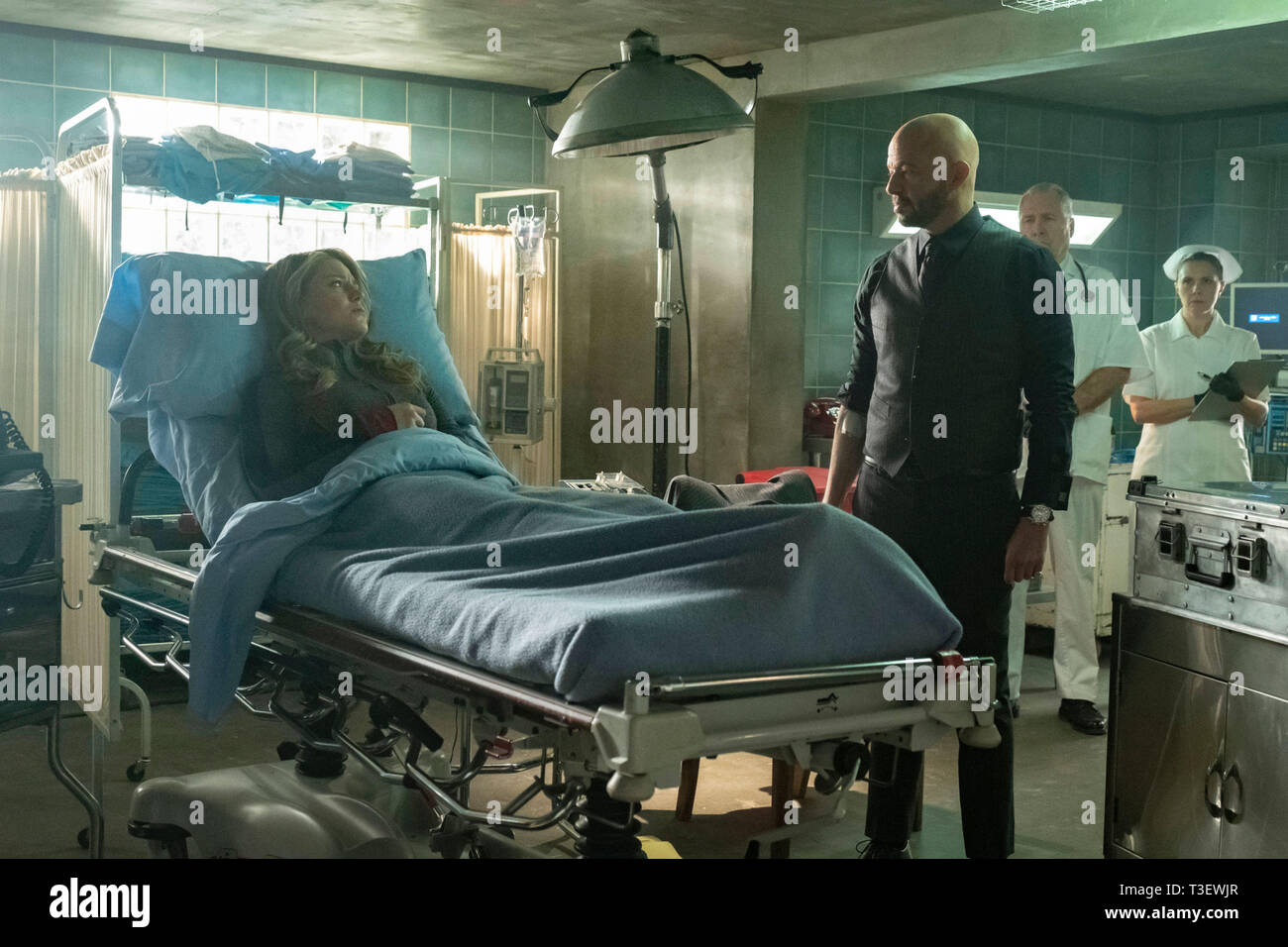 SUPERGIRL, from left: Melissa Benoist, Jon Cryer, 'House of L', (Season ...