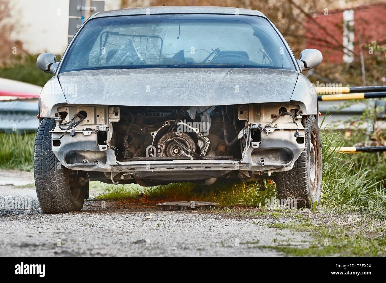 Car Wreck with missing parts Stock Photo - Alamy