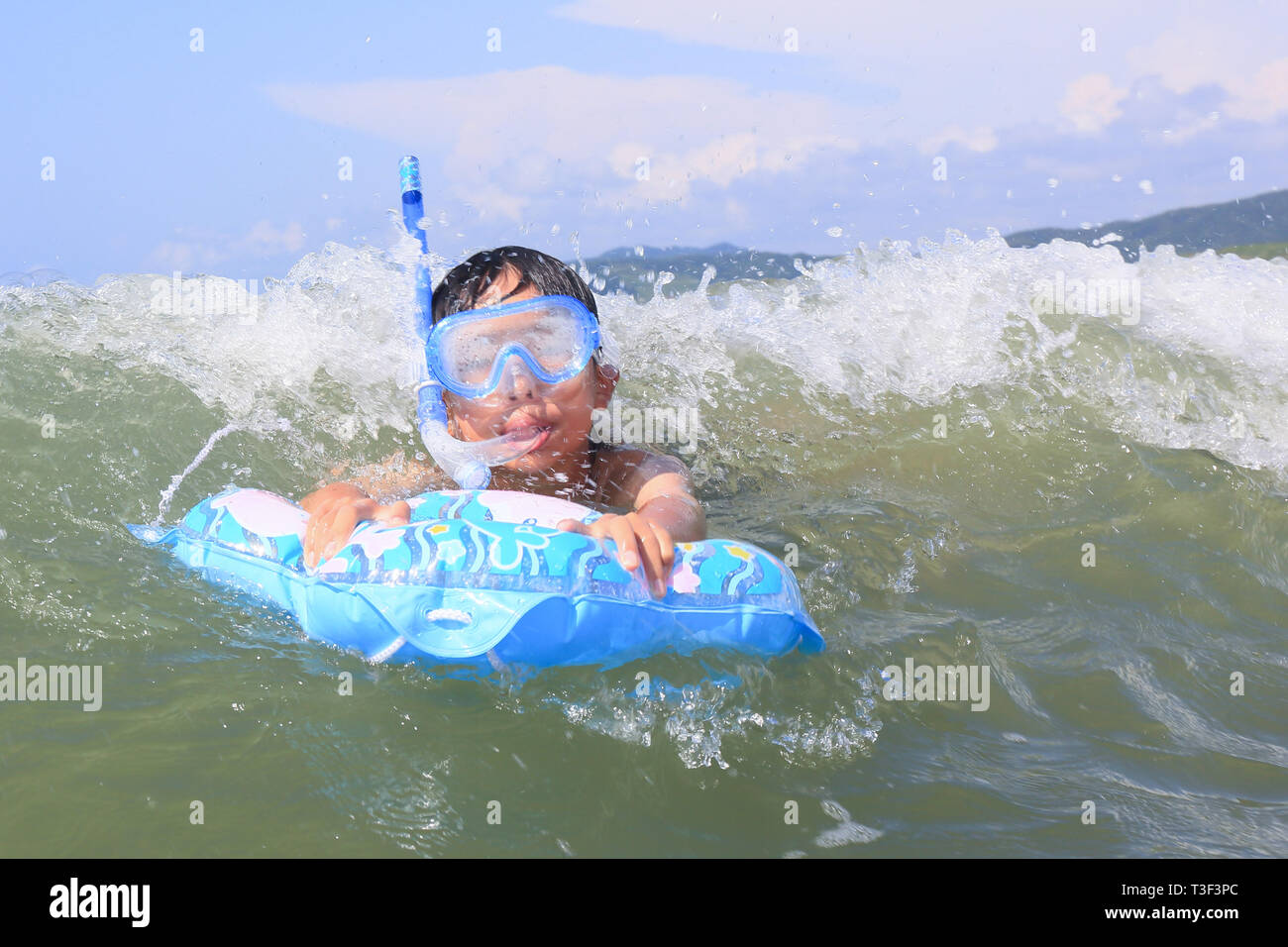 Bathing delight hi-res stock photography and images - Alamy
