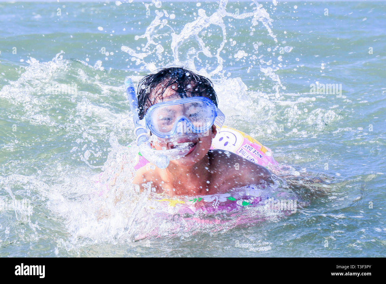 Bathing delight hi-res stock photography and images - Alamy