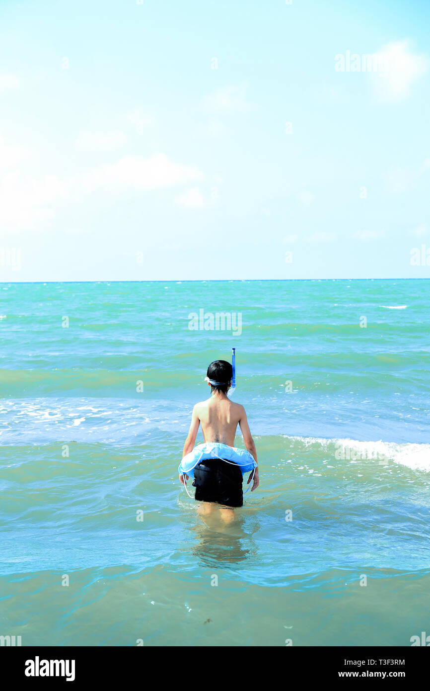 Bathing delight hi-res stock photography and images - Alamy