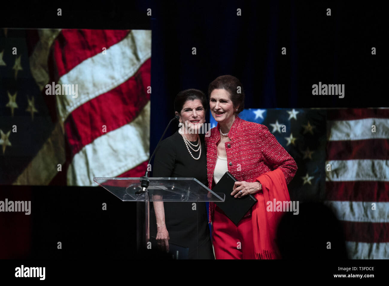 Lynda Johnson Robb High Resolution Stock Photography and Images - Alamy