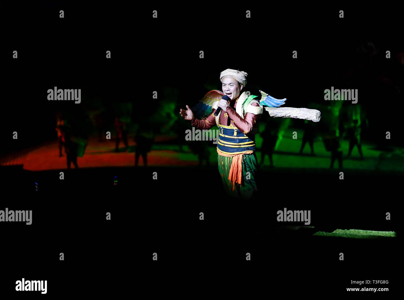 Chongqing, China. 09th Apr, 2019. Yang Xingyong performs Chuanjiang ...