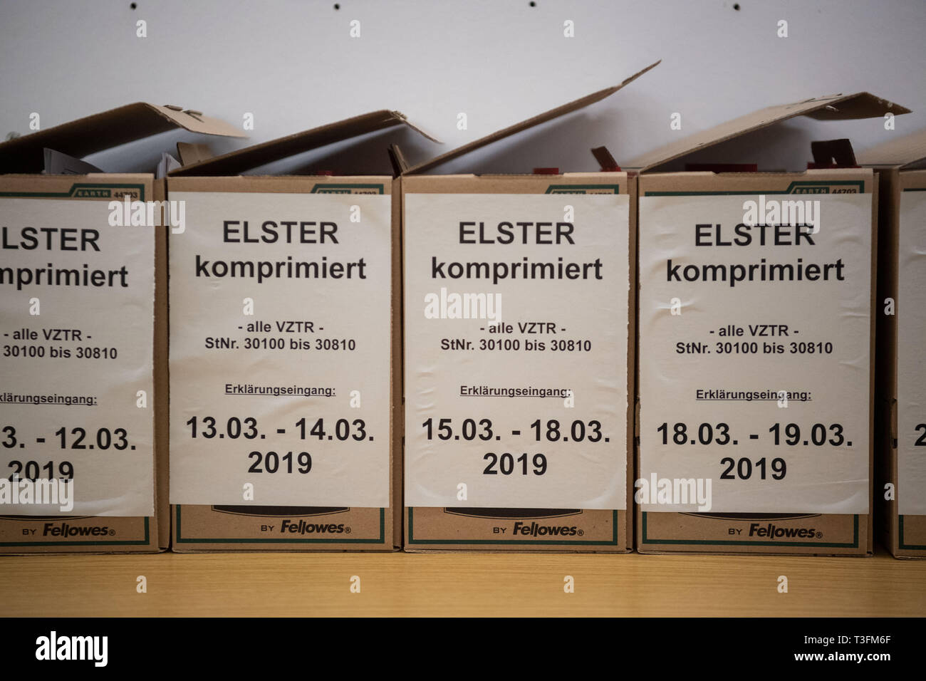Elster tax hi-res stock photography and images - Alamy