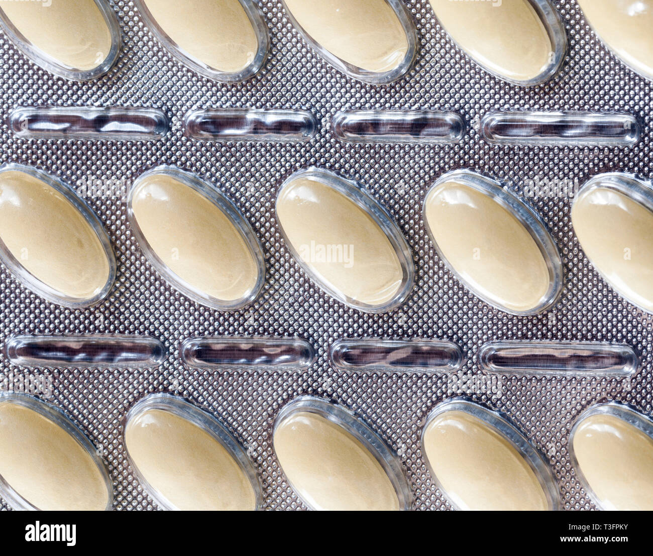Blisters with tablets hi-res stock photography and images - Alamy