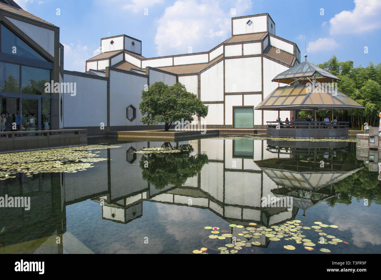 Suzhou museum building hi-res stock photography and images - Alamy