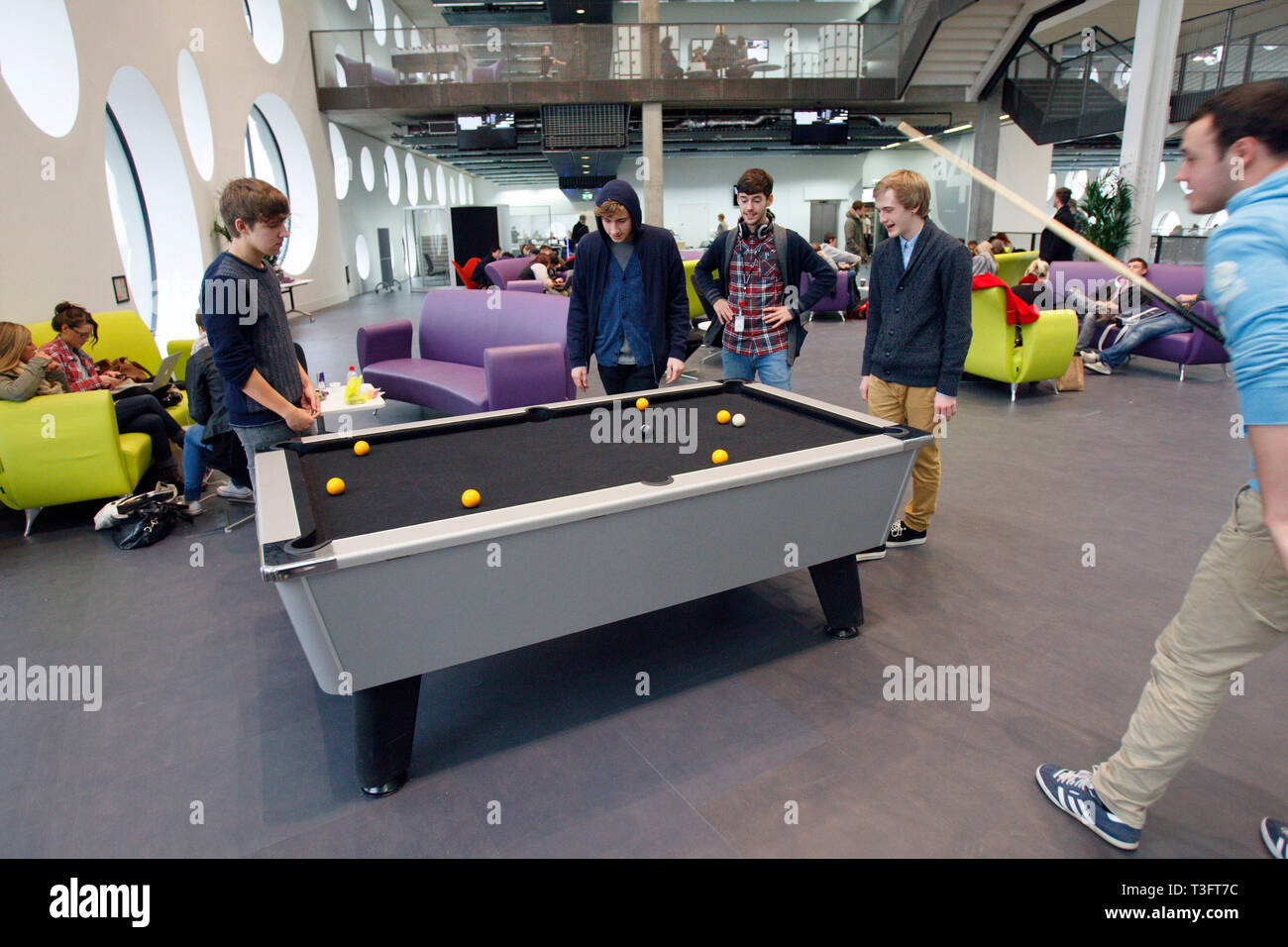 Students playing pool in The Big Space common room area. Ravensbourne ...