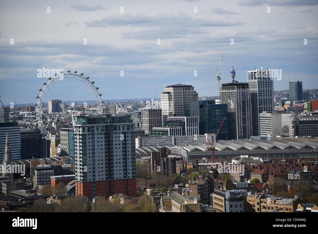 Panoramic views of London skyline from modern residential tower block ...