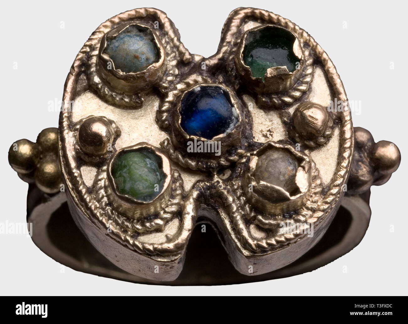 A Carolingian gold ring, Central Europe, 8th/9th century A.D. Narrow ...