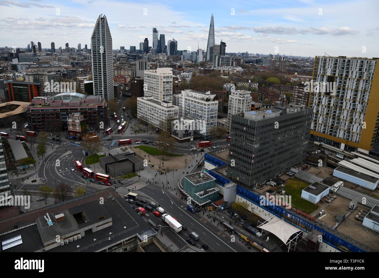 Panoramic views of London skyline from modern residential tower block ...