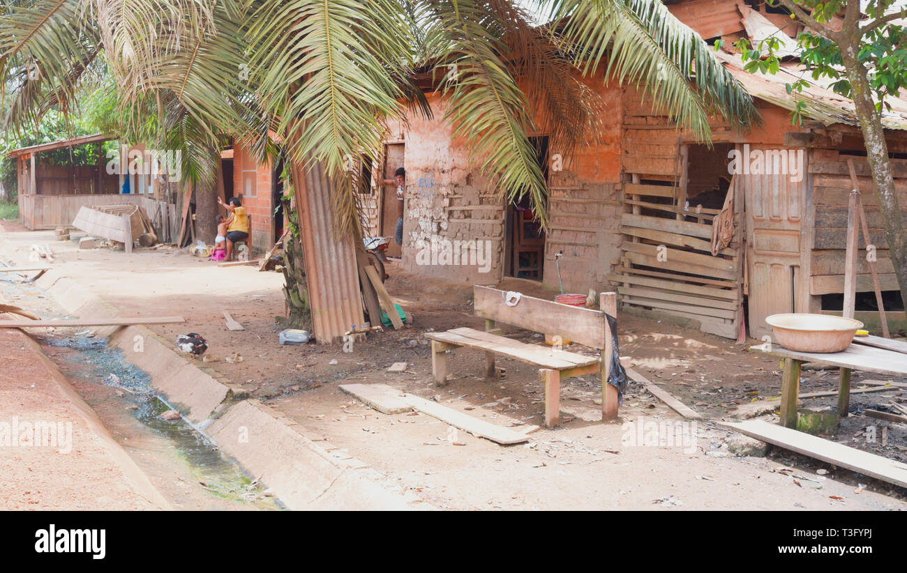 Rustic homes by the highway, Riberalta, Bolivia Stock Photo - Alamy