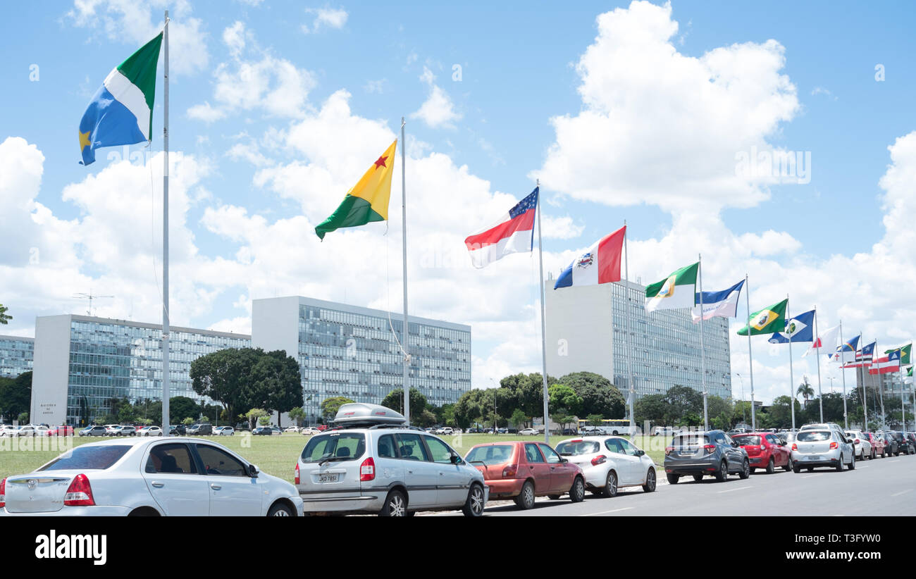 Ministry buildings brasilia hi-res stock photography and images - Alamy
