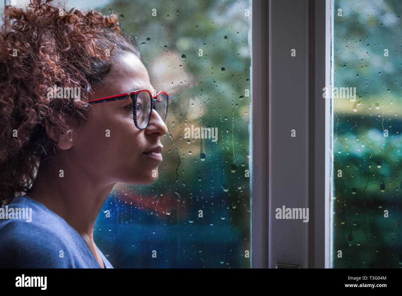 African american girl rain hi-res stock photography and images - Alamy