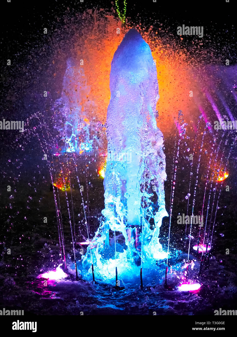 Manila fountain hi-res stock photography and images - Alamy