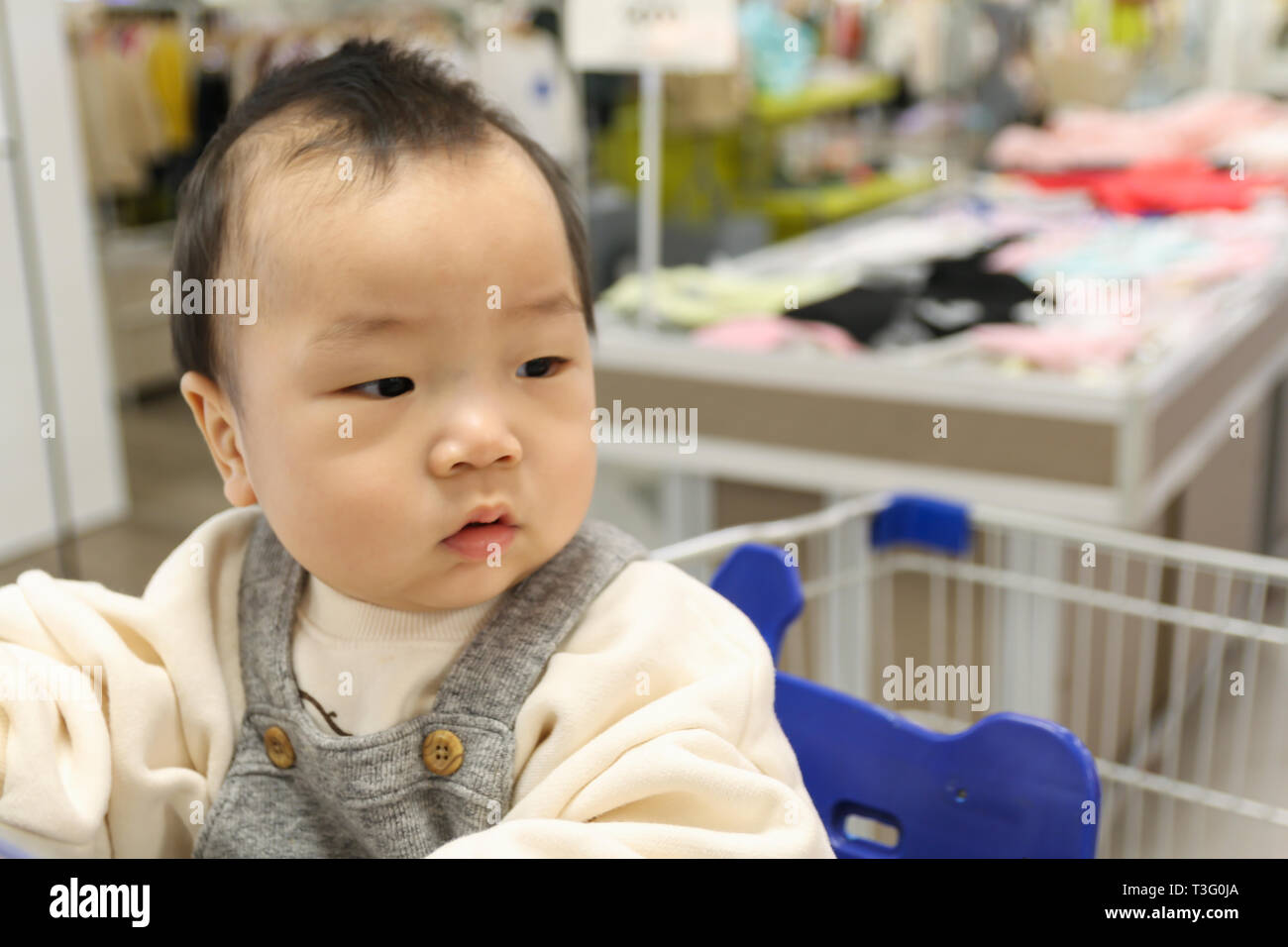 Korean buyer hi-res stock photography and images - Alamy