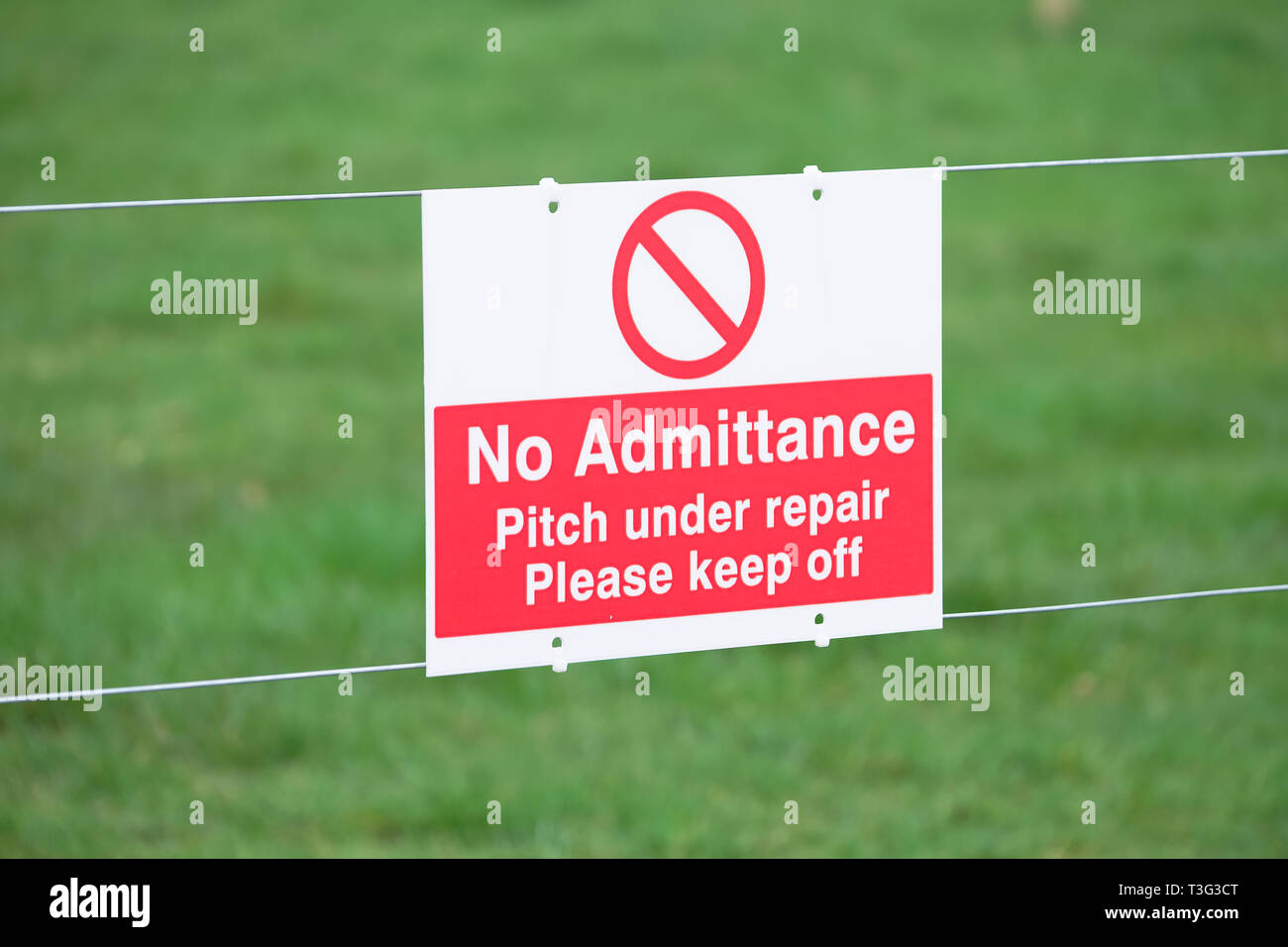 Please keep off the pitch sign hi-res stock photography and images - Alamy