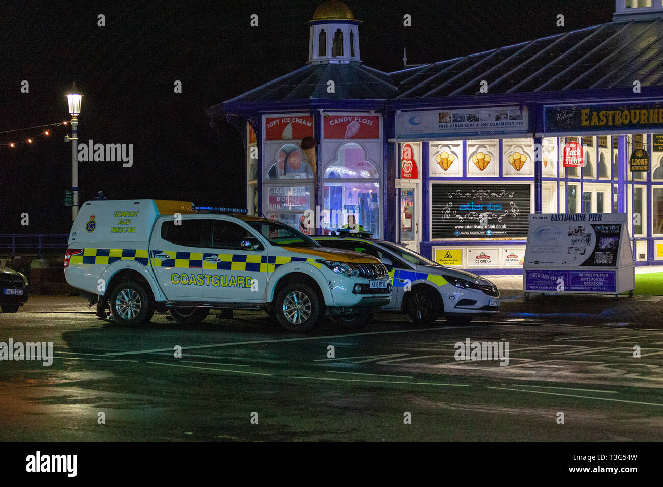 Coastguard search and rescue vehicle hi-res stock photography and ... Coastguard search and rescue vehicle hi-res stock photography and ...