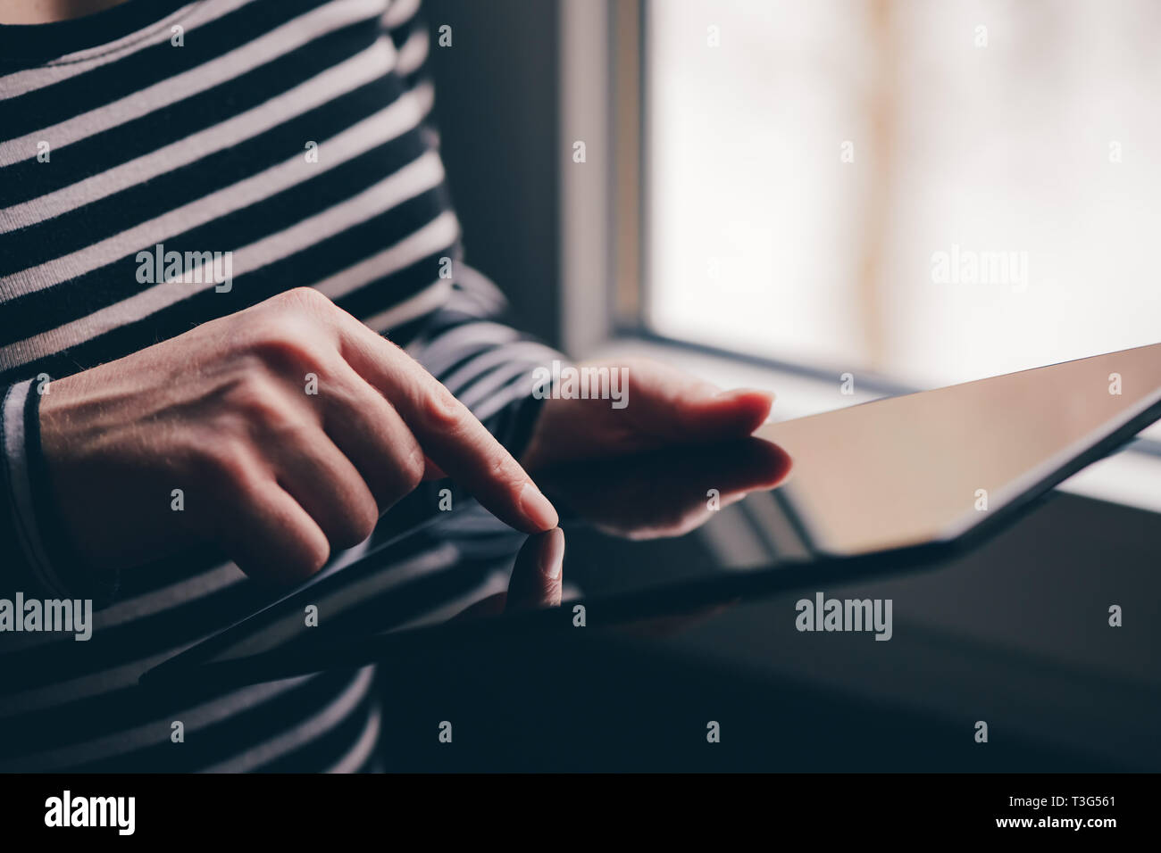 Finger device hi-res stock photography and images - Alamy