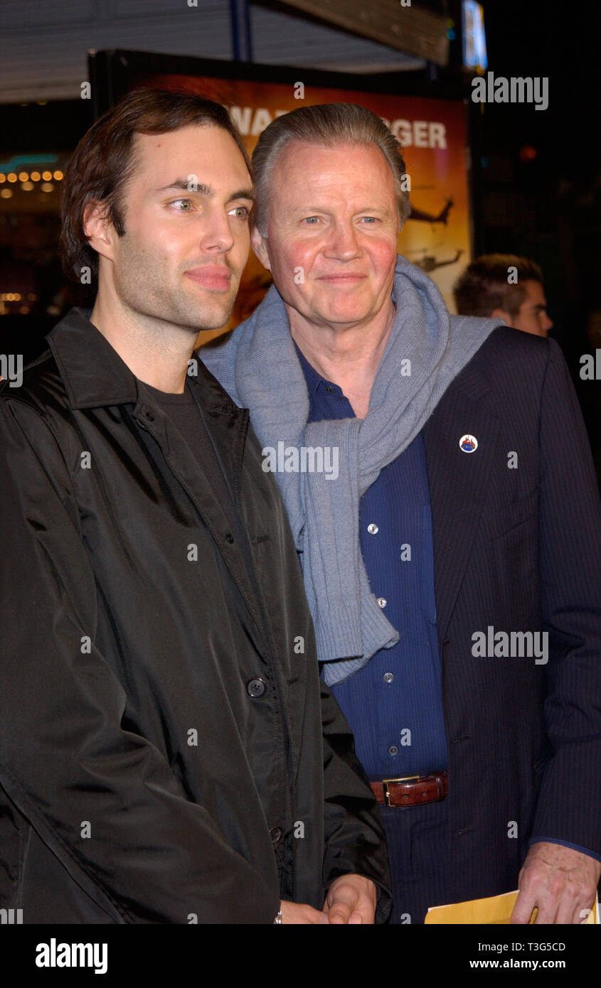 LOS ANGELES, CA. February 04, 2002: Actor JON VOIGHT & actor son JAMES ...